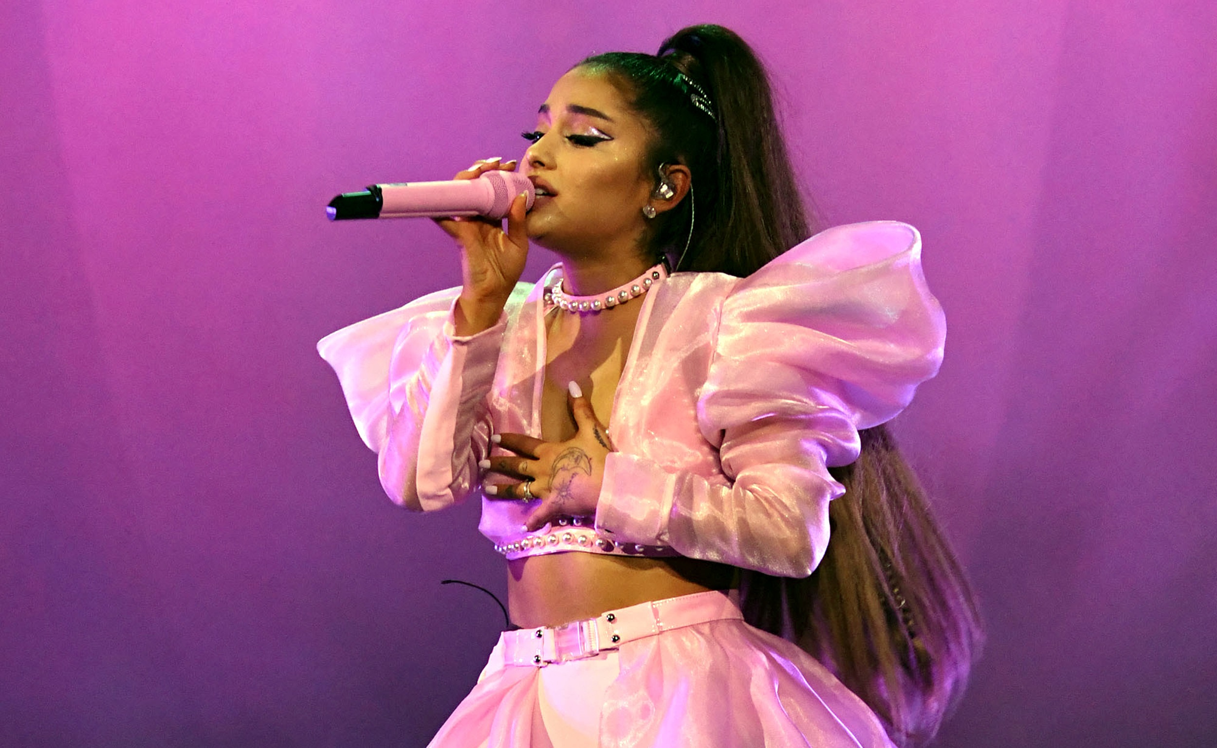 Ariana Grande Biography Career Age Early Life Family